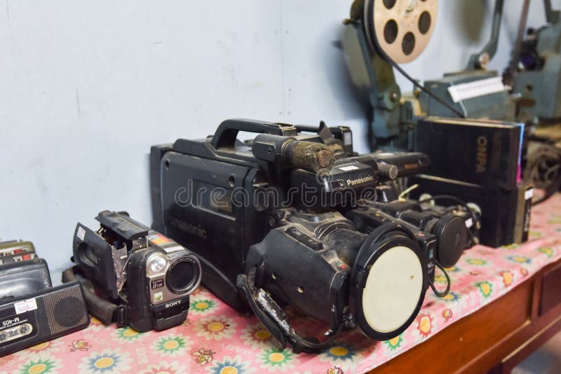 Old camera editorial photography. Image of photographic - 96904862