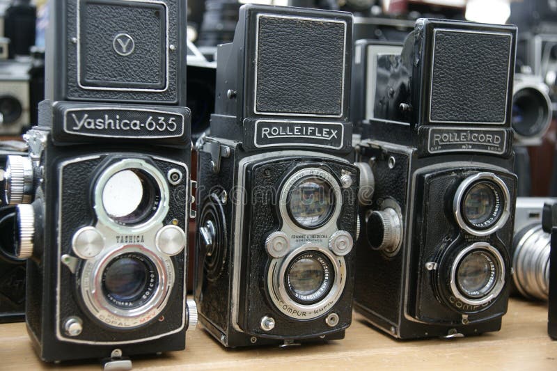 Old cameras editorial image. Image of reflex, optical - 51890880