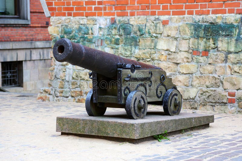 Old cannon stock image. Image of obsolete, cannon, wall - 84900615