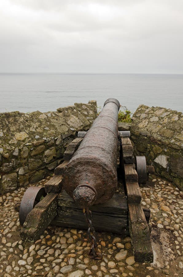 Old Cannon stock photo. Image of horizon, defense, obsolete - 33644812