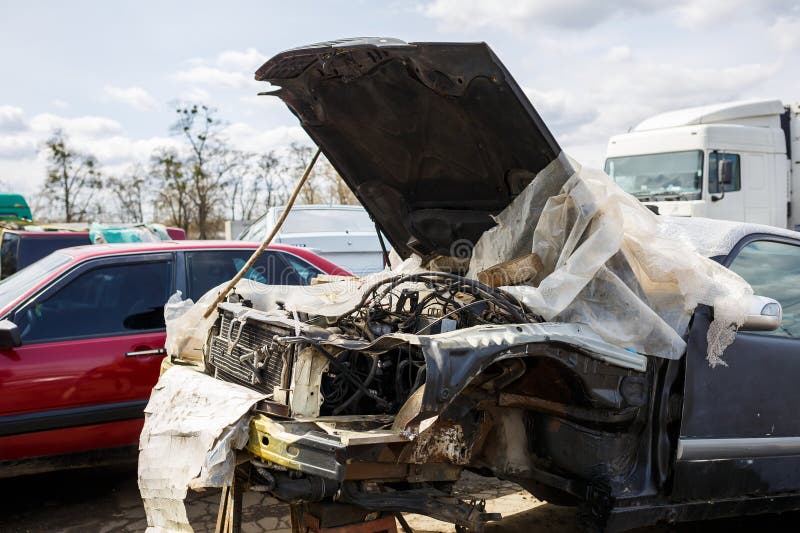 Old Car, Rusty Broken Body, Abandoned Parking Stock Image - Image of ...