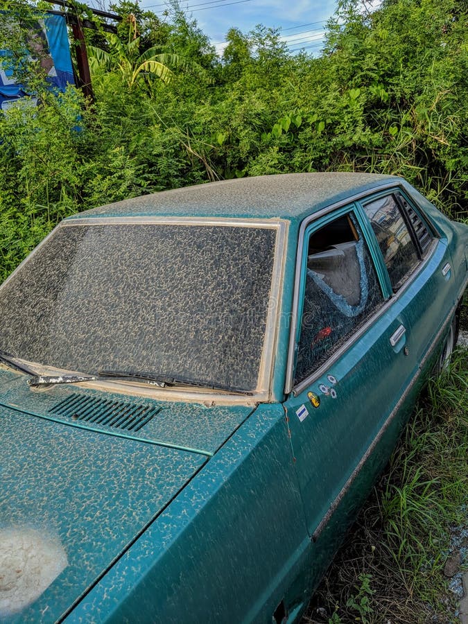 Old car trash car stock photo. Image of trash, life - 149516954