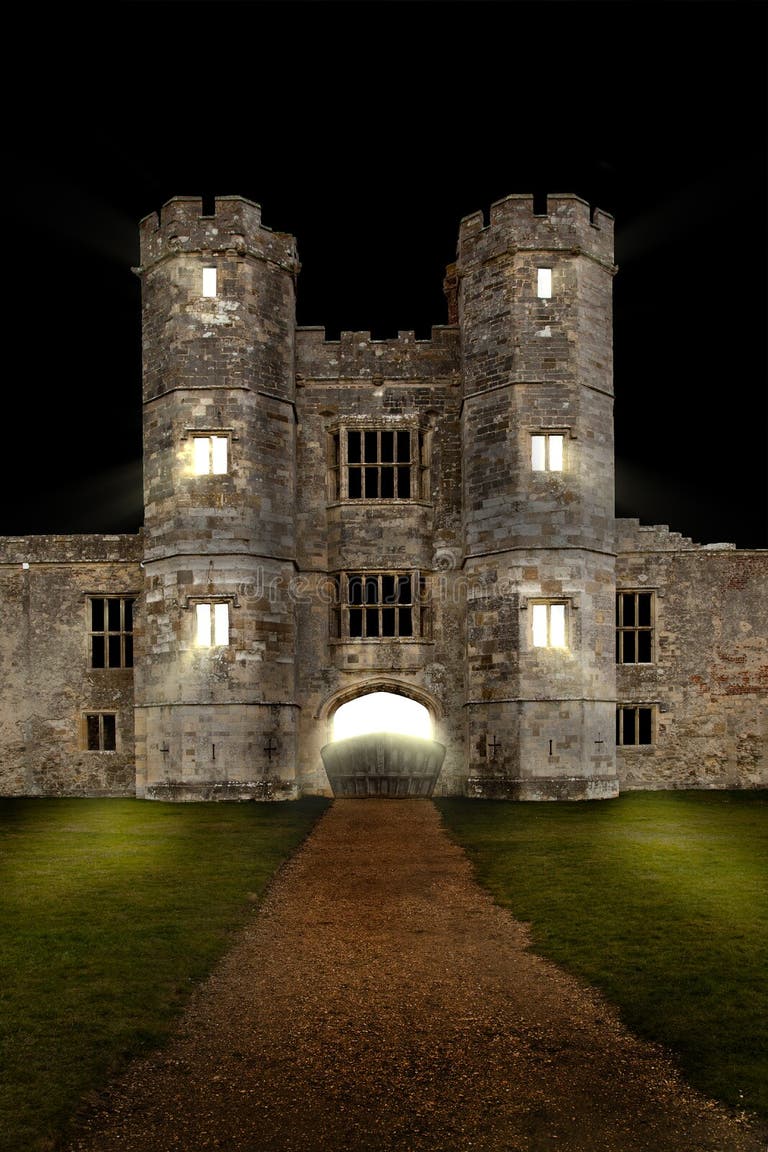 658 Castle Draw Bridge Stock Photos - Free & Royalty-Free Stock Photos ...