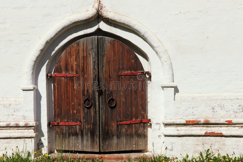 Old Castle Wooden Gate and White Wall. Stock Photo - Image of rusty ...