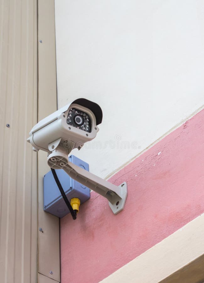 Old cctv stock image. Image of camera, guard, alarm, look - 32295379