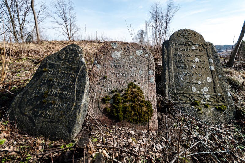 Old cemetary in autumn editorial photo. Image of view - 94475651