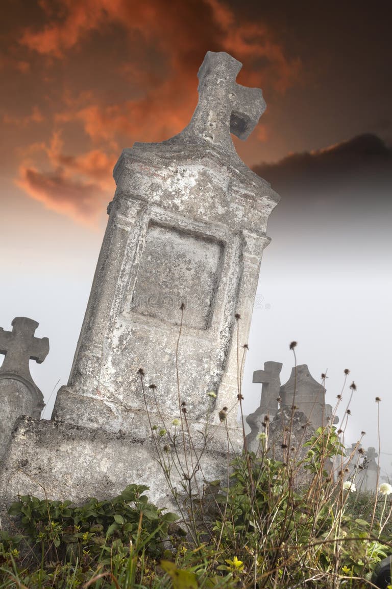 667 Broken Tombstone Old Cemetery Stock Photos - Free & Royalty-Free ...