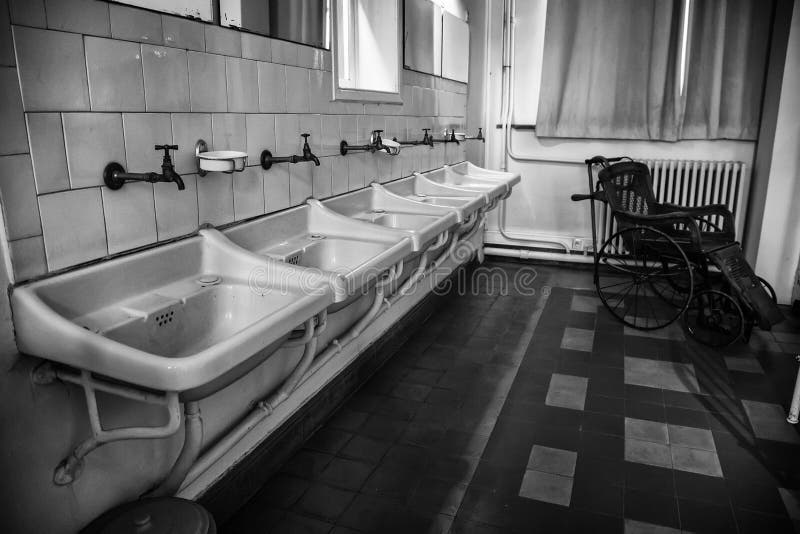 Old ceramic basin stock image. Image of bowl, dirt, rust - 130107765