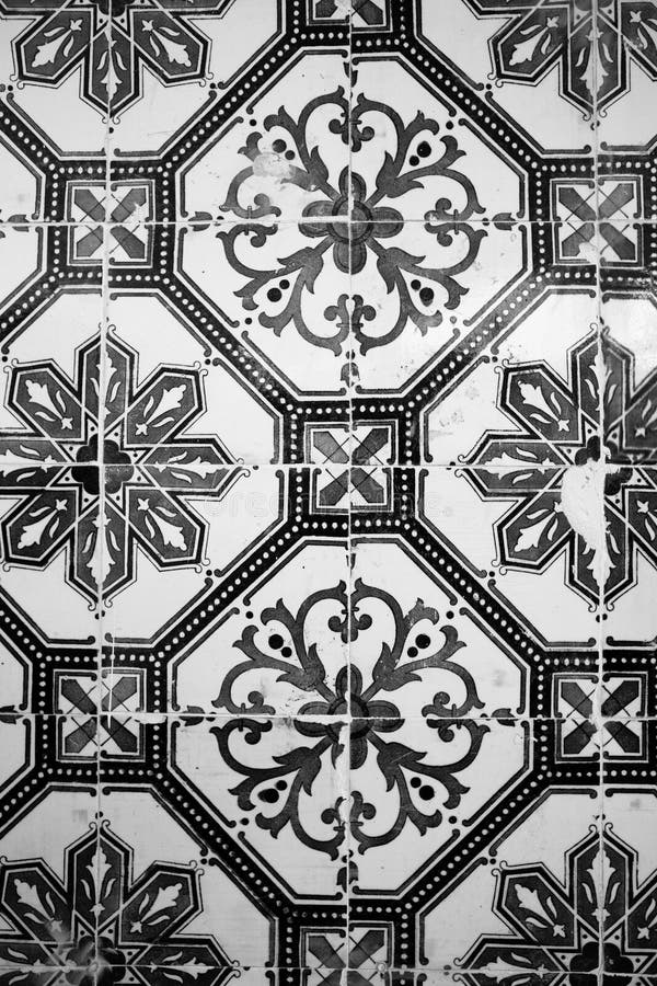 Old Ceramic Tile with Black-and-white Pattern Stock Image - Image of ...