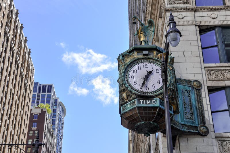 Old Clock, Chicago, Illinois, USA Editorial Photography - Image of ...