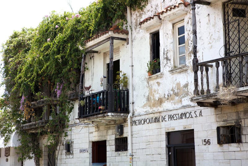 Old colonial house editorial photography. Image of dominican - 24050437