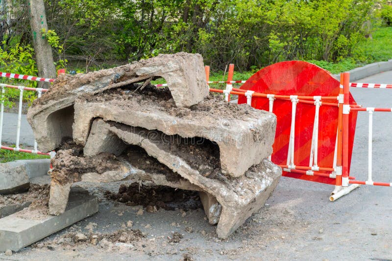 Old Concrete Structures Recovered from the Ground during the Repair of ...