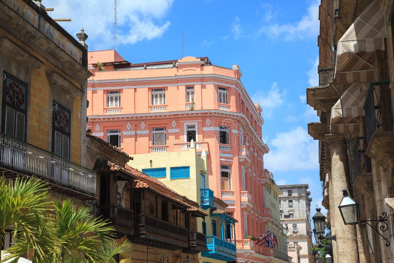 Old cuban building stock image. Image of balcony, destination - 59603931