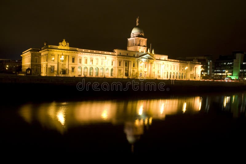 Old Customs House stock photo. Image of liffey, house - 9190802