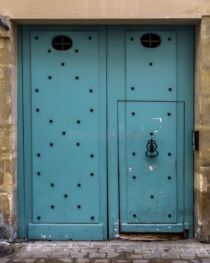 Old Cyan Double Doors in Paris Stock Photo - Image of knocker ...