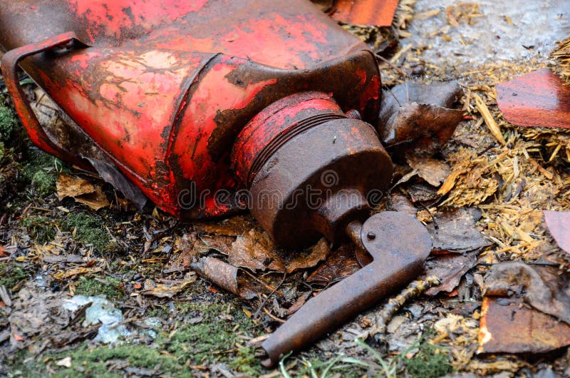 Old and Damage Fire Extinguisher Stock Photo - Image of antique, damage ...
