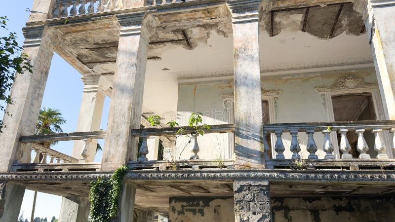 499 Old Damaged Stone Columns Stock Photos - Free & Royalty-Free Stock ...