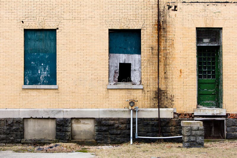 Old Decaying Brick Building Stock Image - Image of boat, door: 156330497