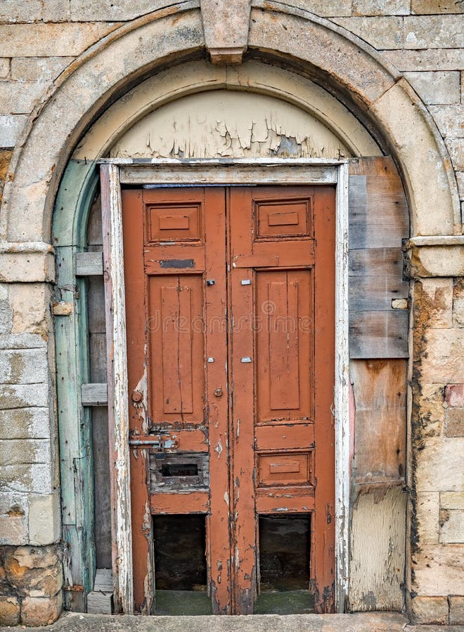 Old Decaying Wooden Double Doors Stock Photo - Image of wall, door ...