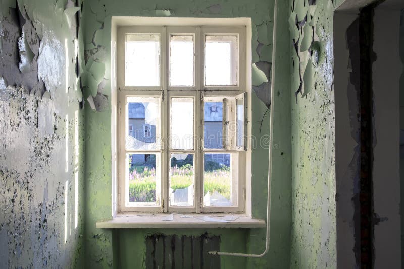 Old Destroyed Abandoned Brick House with the Broken Out Windows Stock ...
