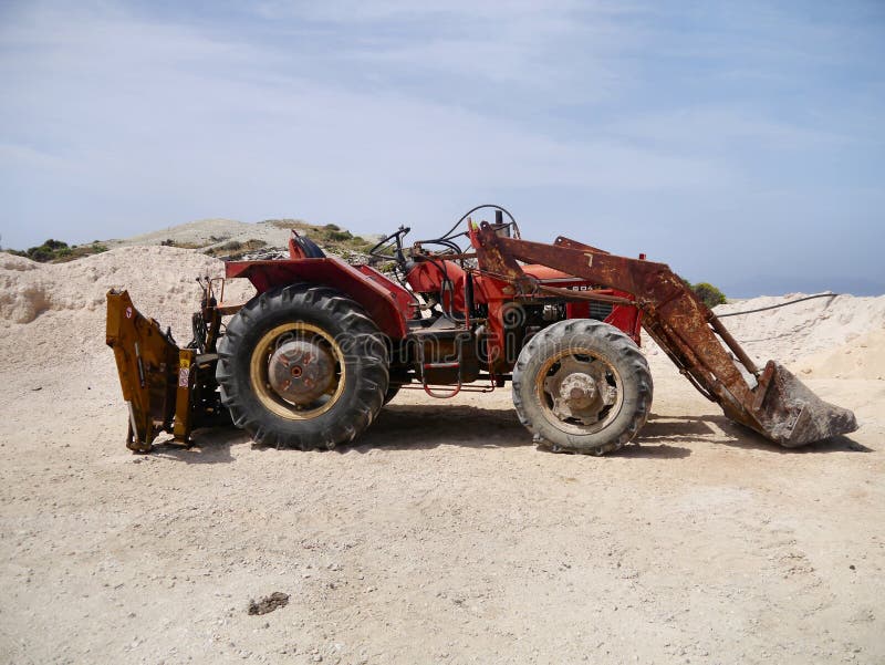 Old Digger at Rest on Sandy Ground Editorial Image - Image of digger ...