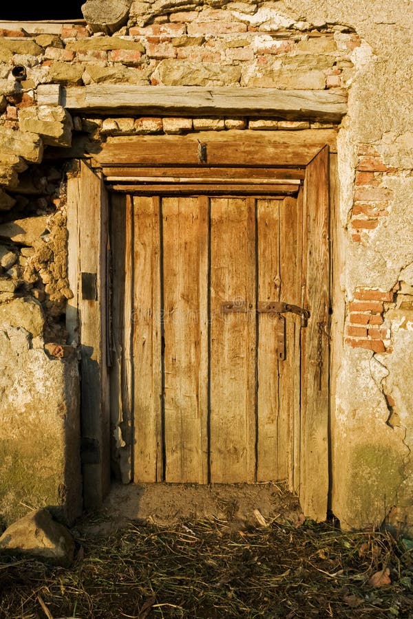 100+ Very old door Free Stock Photos - StockFreeImages