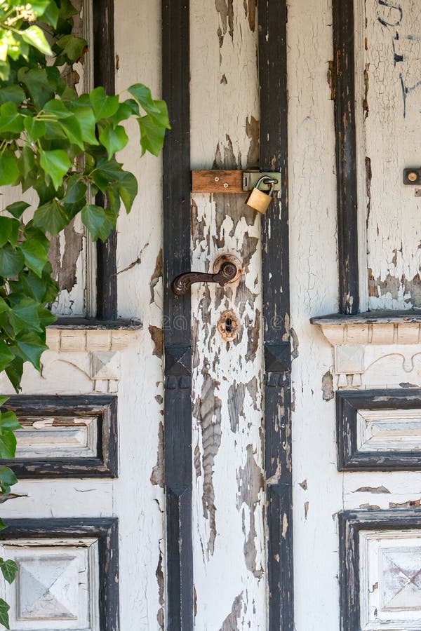 An Old Door with Door Blade Stock Photo - Image of antique, door: 185784354