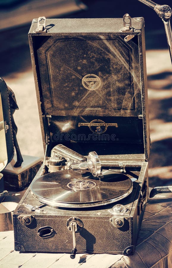 Old Dusty Record Player at a Flee Market Editorial Stock Photo - Image ...