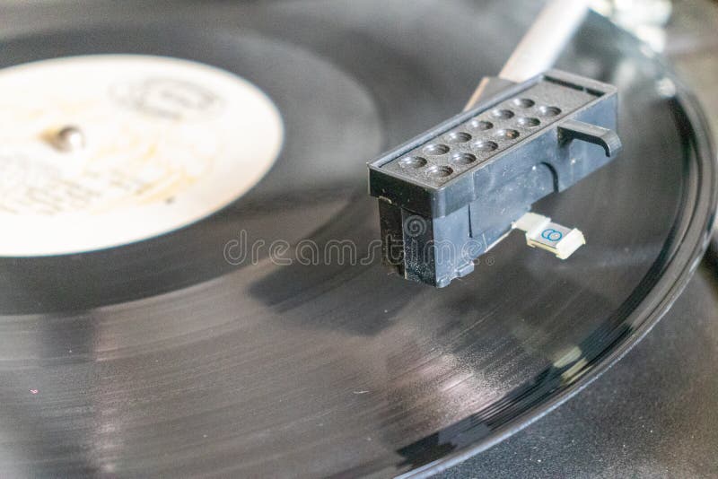 Old, dusty turntable. stock image. Image of audio, spin - 244389347
