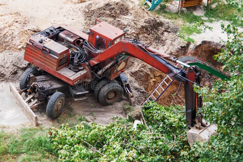 Old excavator stock photo. Image of metal, earth, bulldozer - 29581616