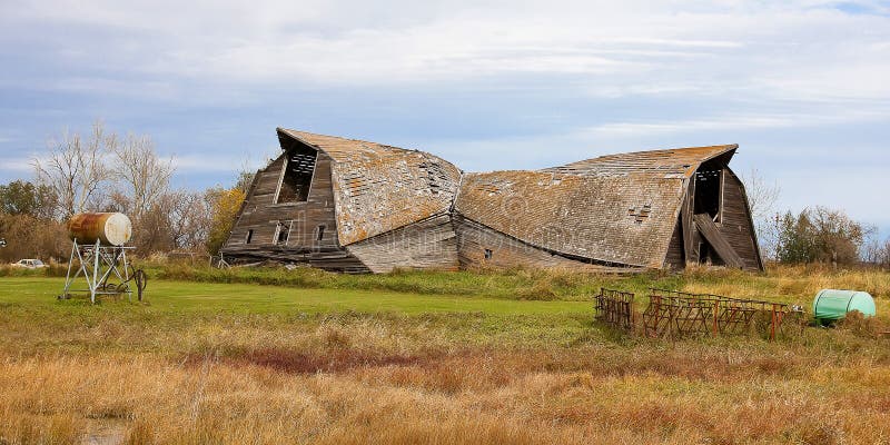 Old Fallen Down Barn stock image. Image of countryside - 17082407