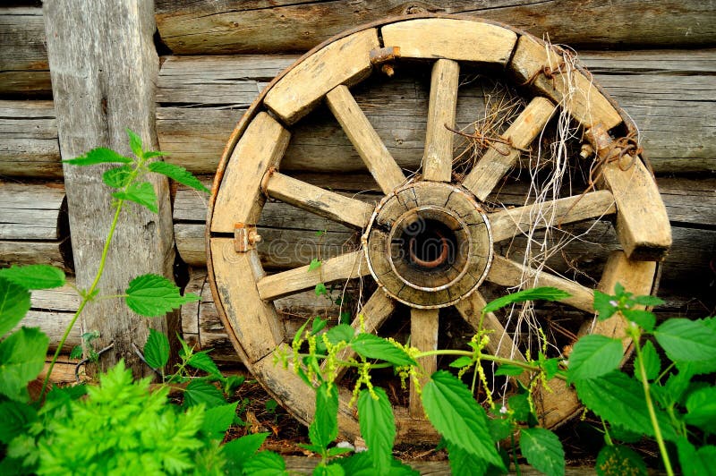 Old fashioned cart-wheel. stock image. Image of obsolete - 33622683