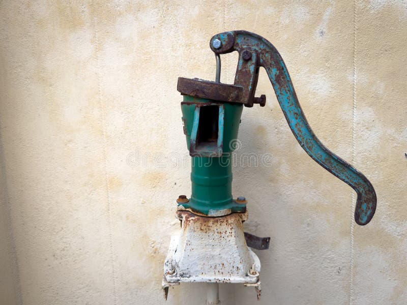 Old Fashioned Hand Pump Used for Pumping Water Stock Photo - Image of ...