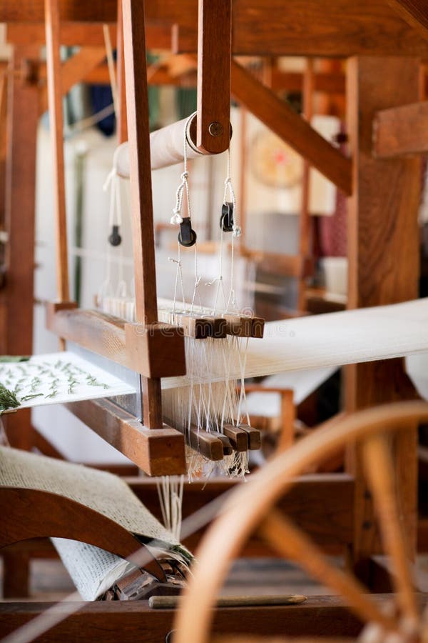 130 Old Fashioned Weaving Loom Stock Photos - Free & Royalty-Free Stock ...
