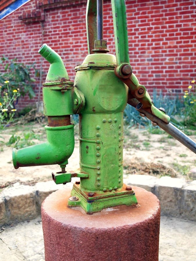 Old-Fashioned Pitcher Pump stock photo. Image of piston - 19281940