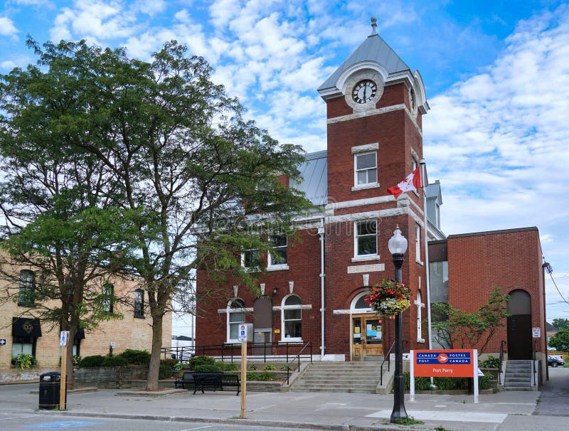 Old Fashioned Post Office Building Editorial Image - Image of snail ...