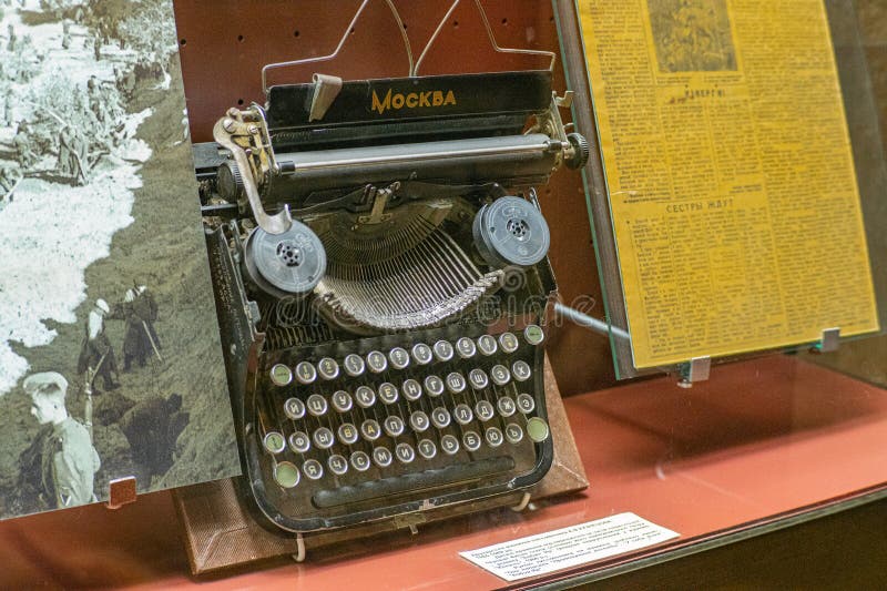 633 Old Typewriter Above Stock Photos - Free & Royalty-Free Stock ...