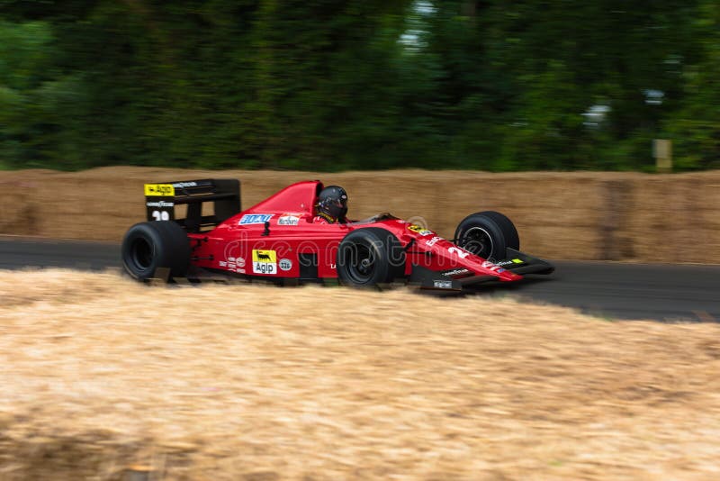 Old Ferrari Formula 1 Car Going Up the Hill Climb Editorial Photography ...