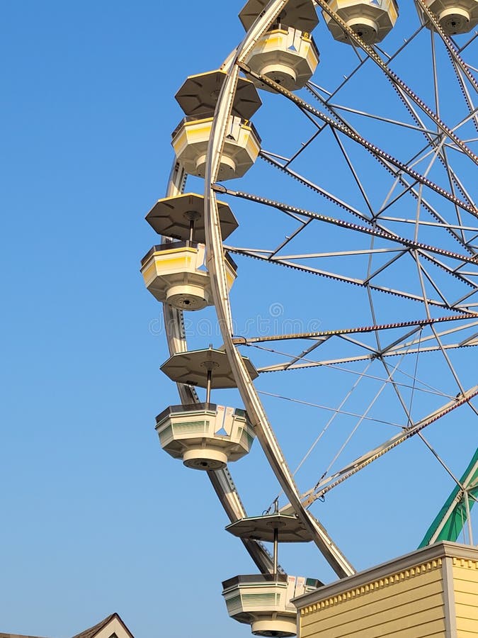 Old Ferris Wheel Ride stock image. Image of park, recreation - 226251045