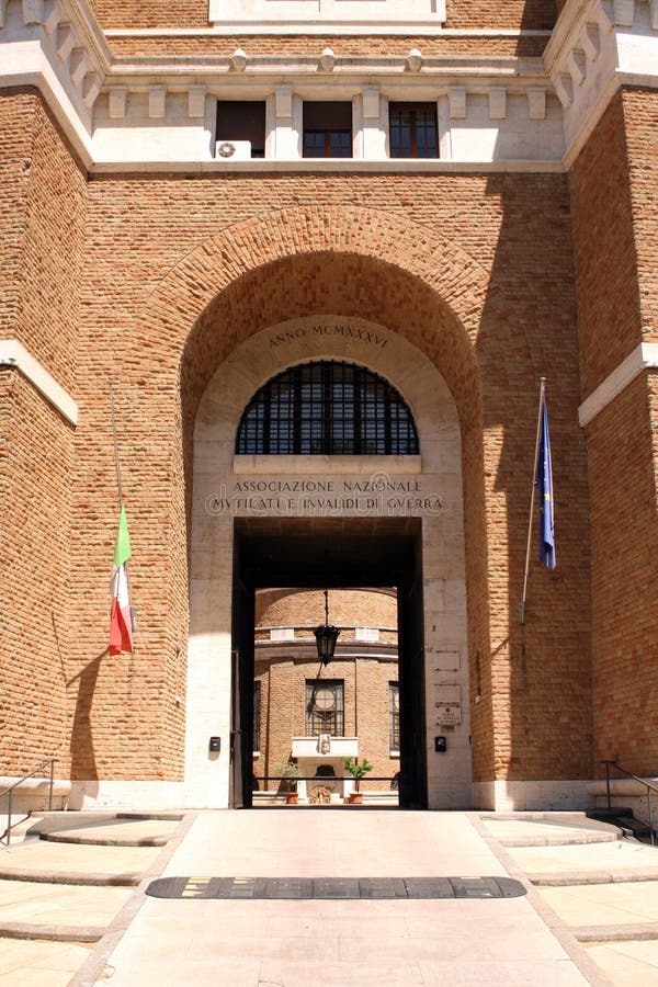Old Fighter Building Rome Italy Editorial Image - Image of fountain ...