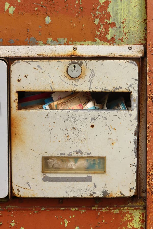 43 Overflowing Mailbox Photos - Free & Royalty-Free Stock Photos from ...