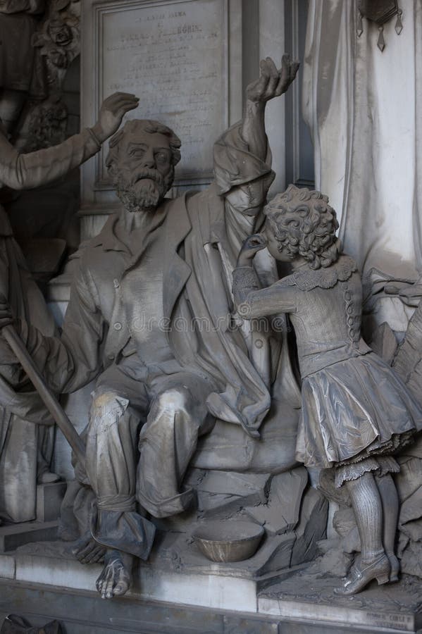 Old funeral statues stock photo. Image of cenetery, statues - 175100940