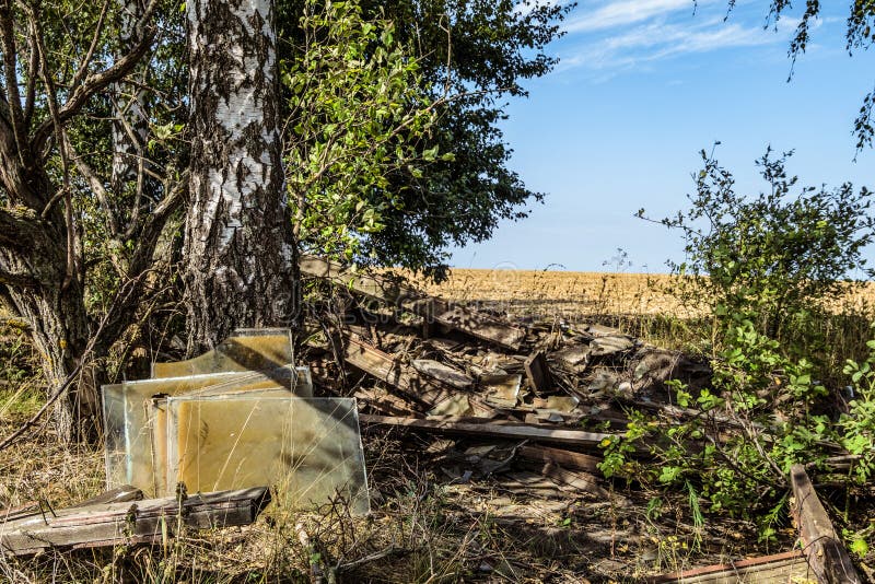 Old garbage dump in nature stock photo. Image of abandoned - 116637184