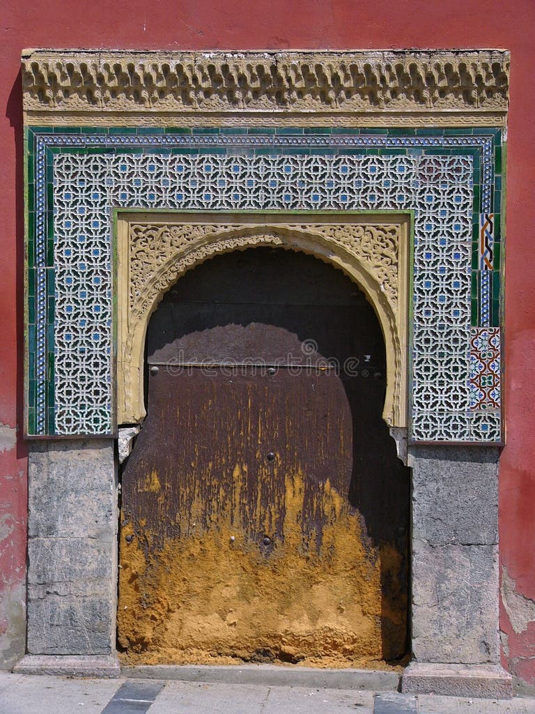 108,441 Arch Gate Pictures Stock Photos - Free & Royalty-Free Stock ...