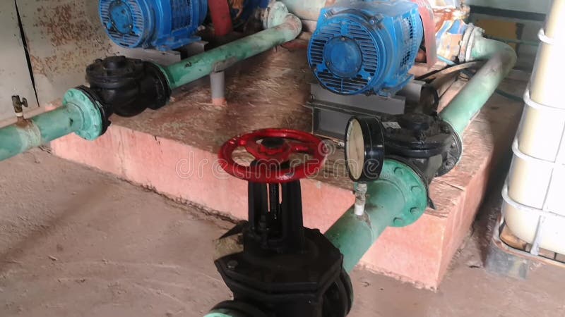 Gate Valves. Block Valves for Oil Pipeline. Steel Gate Valve Production ...