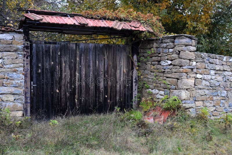 Old Gate stock image. Image of village, tree, bulgaria - 36359827