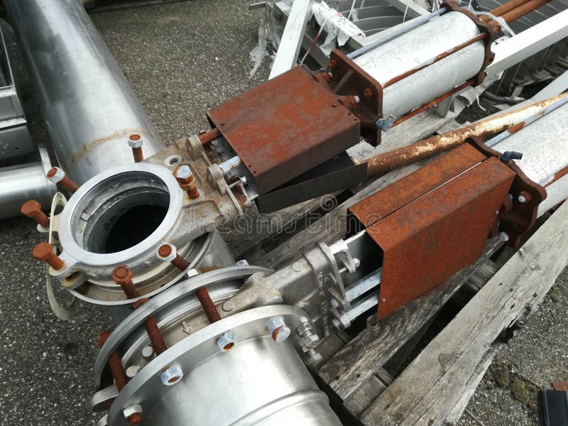 617 Old Generators Photos - Free & Royalty-Free Stock Photos from ...