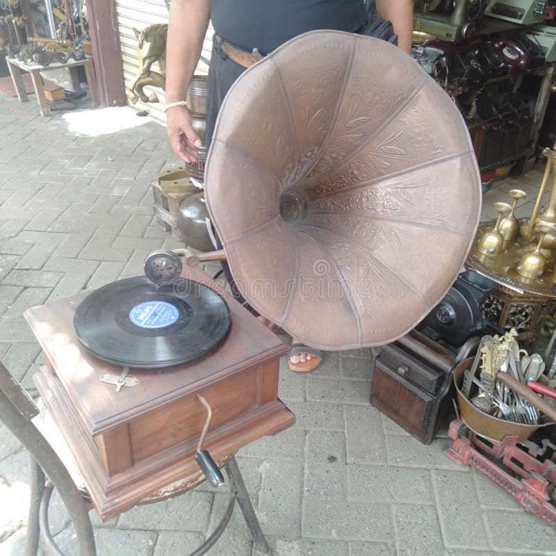 Old Gramophone song stock image. Image of lighting, gramophone - 230164029