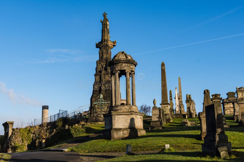Old Graves at Glasgow Necropolis Editorial Stock Image - Image of ...