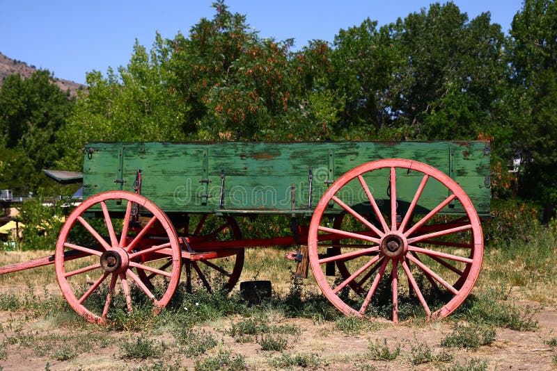 Old Green Wagon stock photo. Image of blue, carriage - 27542860
